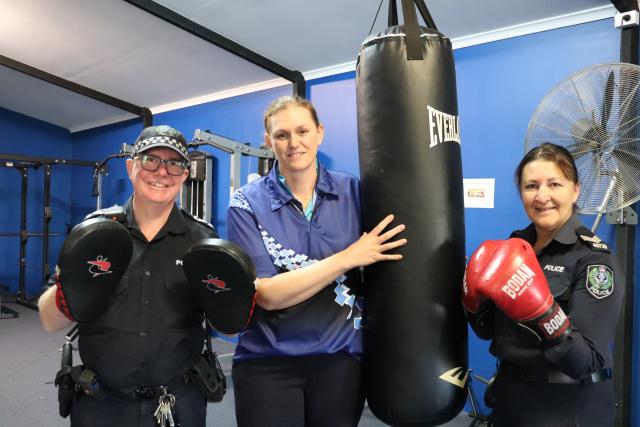 Police ready to box with teenagers | The Murray Valley Standard