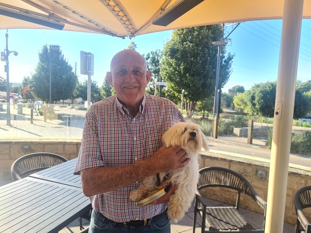 Who was out and about? | The Murray Valley Standard